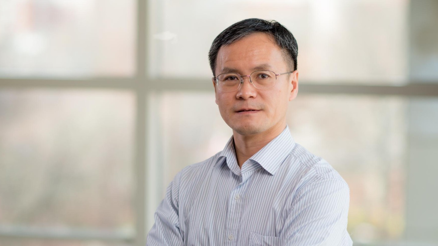 Duan receives award | Biostatistics | School of Public Health | Brown ...